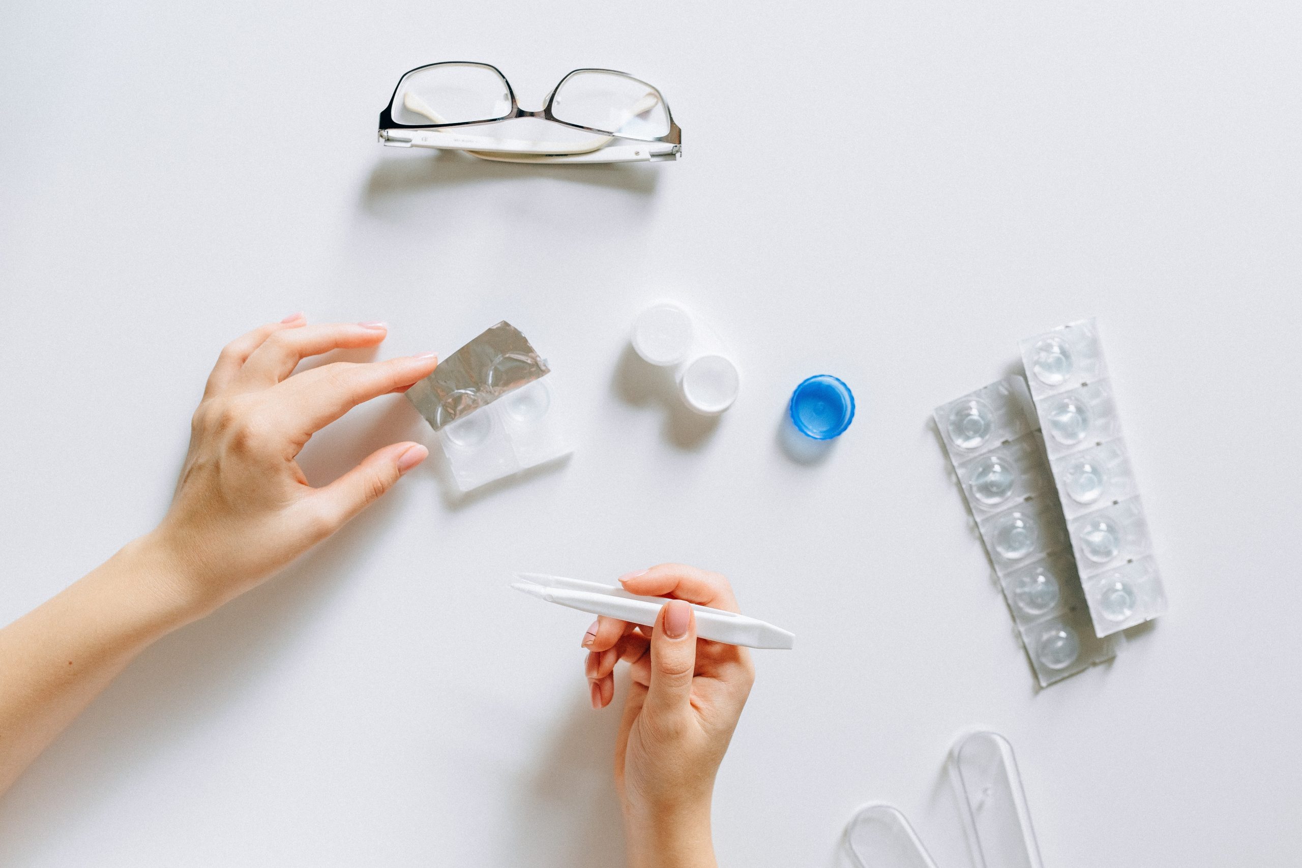 Contact Lens Care Guide For Beginners | Contacts America